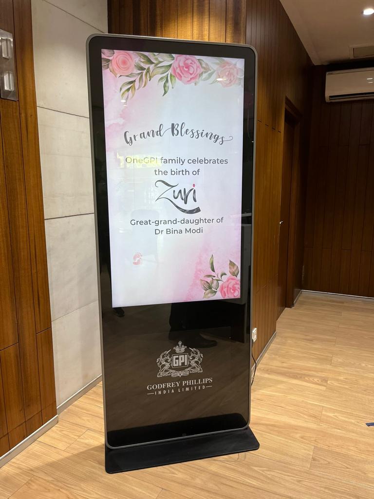 43 Inch Digital Standee In Noida Nutric Enterprises at Best Price in ...