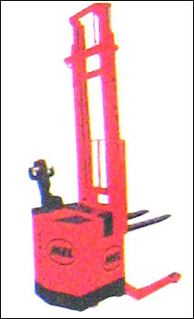 Heavy Duty Stacker at Best Price in Navi Mumbai, Maharashtra | Macneill ...
