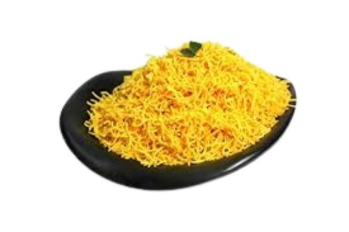 Solid A Grade Fried Hygienically Packed Yellow Spicy Mixture at Best ...