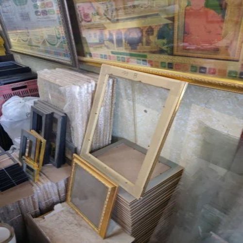 Stylish Look And Perfect Shape Photo Hanging Frame at Best Price in ...