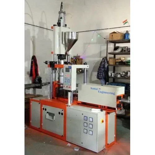 Plastic Injection Molding Machine - Capacity: 1 at Best Price in Indore ...