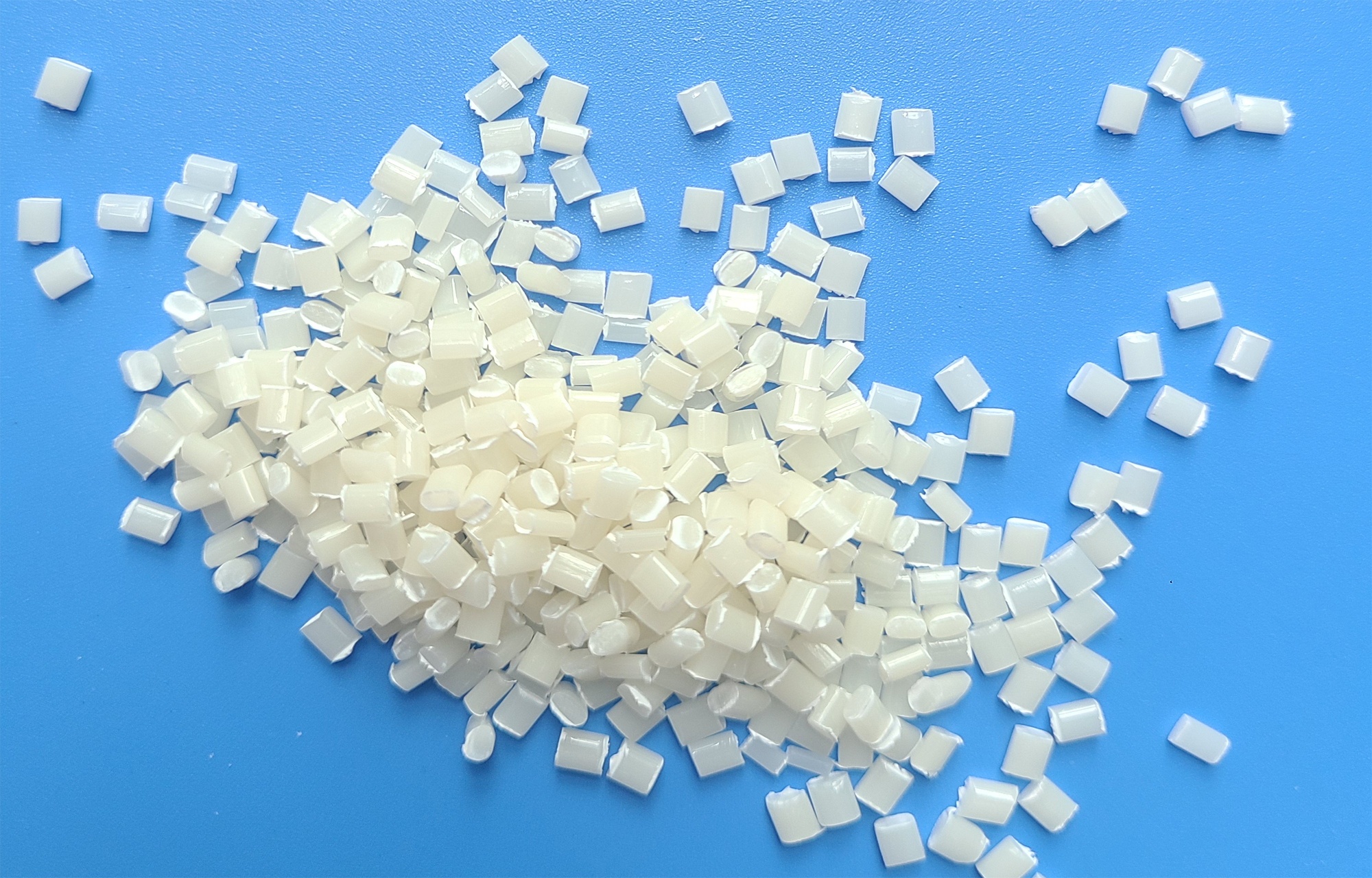 Cationic Dyeable Pet Chip at 95000.00 INR at Best Price in Wuhan | Hanlink Polyester Global ...