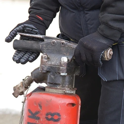 Anti Vibration Hand Gloves at Best Price in Ahmedabad | Safetywala ...
