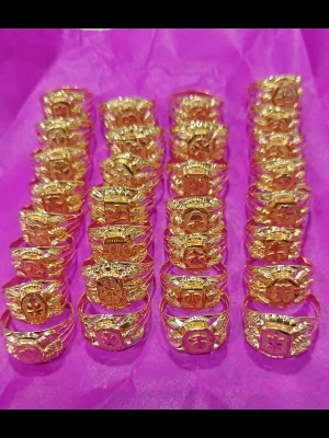 Hand Made Rings at Best Price in Ulhasnagar, Maharashtra | B M Gold