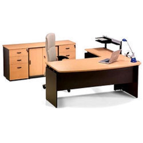 Durable And Easy Maintenance Office Modular Desks at Best Price in ...